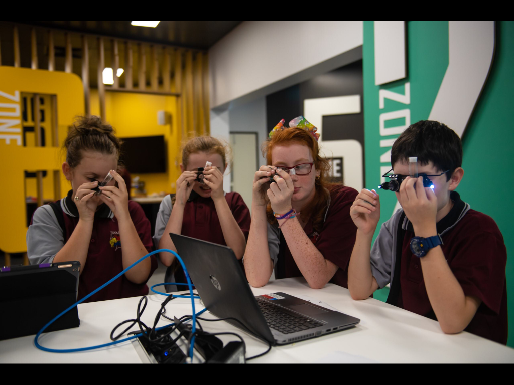 Toolooa State High School - Gladstone News